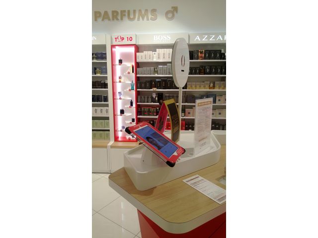 Anti-theft solution for your commercial tablet | Contact Saaa