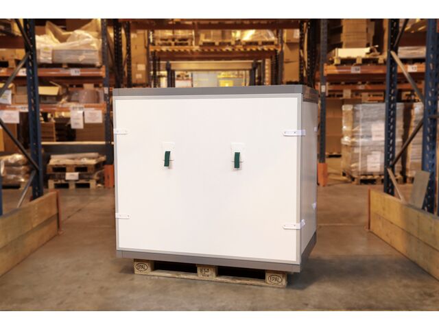 Insulated pallet shipper | Contact CSafe