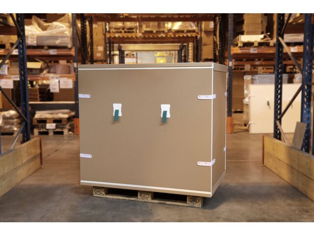 Insulated pallet shipper | Contact CSafe
