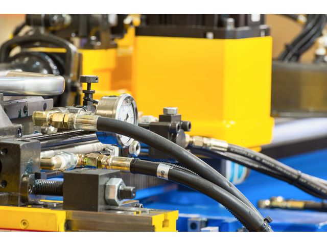 Phosphate-ester based fire resistant hydraulic fluid | HYDRANSAFE FR ...